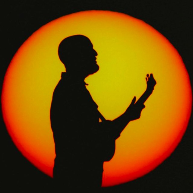 iogi – everything’s worth it - Mugbite